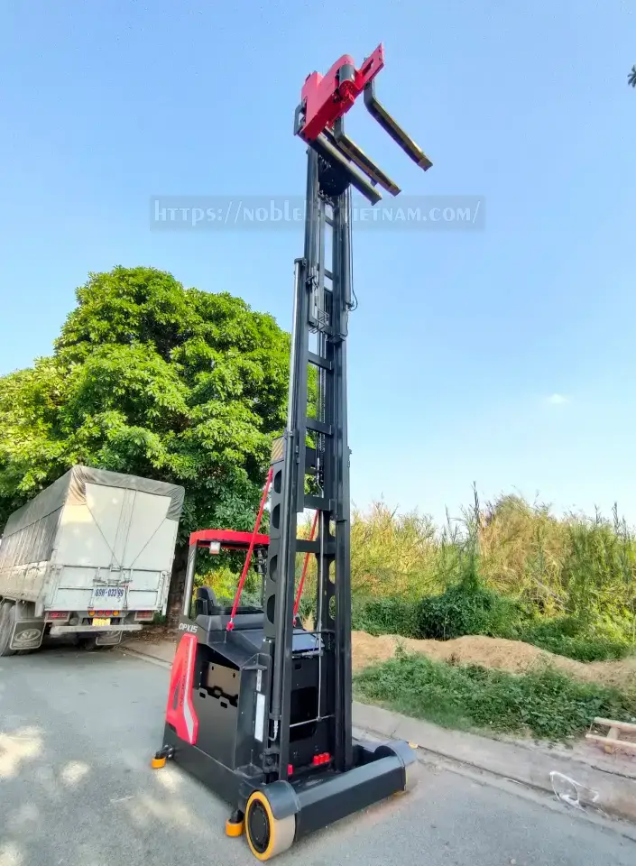 Xe Nâng Điện 3 Chiều | Xe Nâng VNA Noblelift OPX15 | 9m | Giá Tốt Nhất